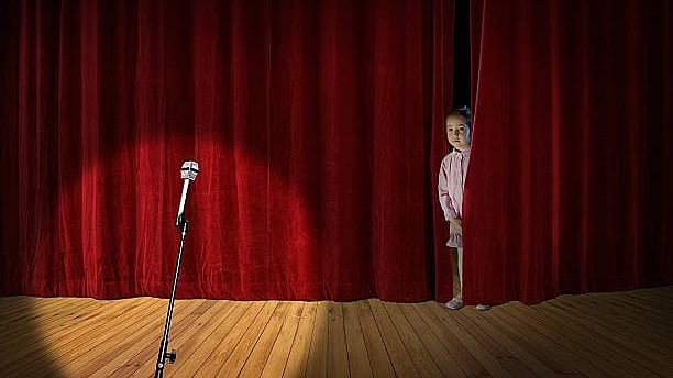Helping Kids Overcome Stage Fear: Tips & School Activities