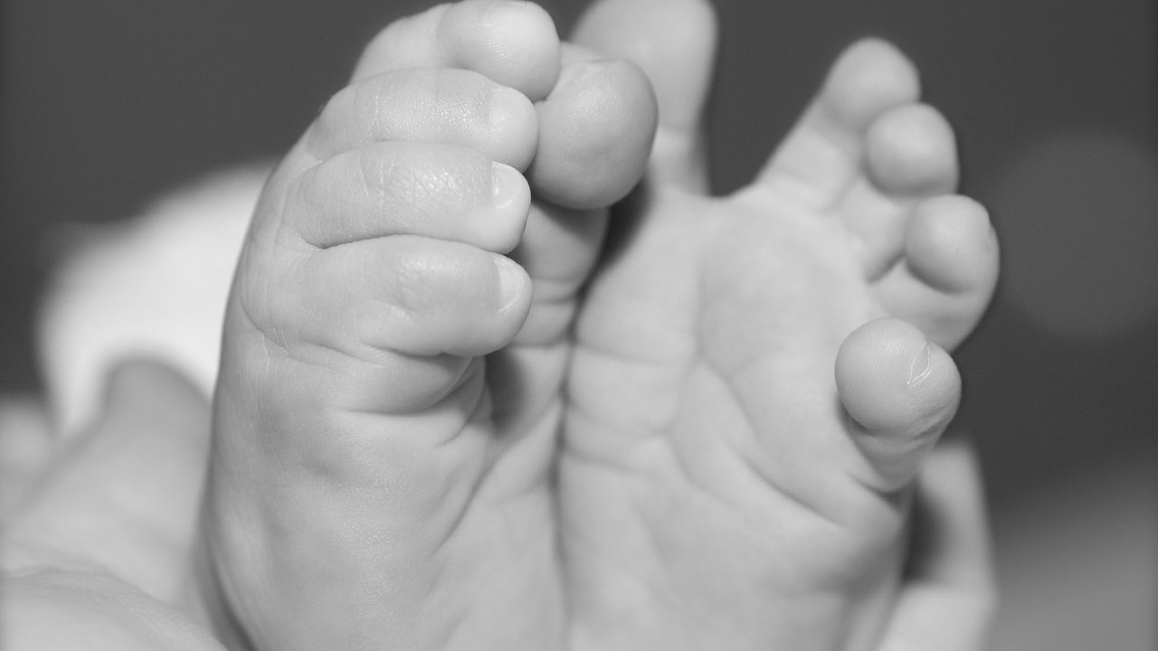 Foot Binding in China: The Medieval Tradition of 'Lotus Feet'