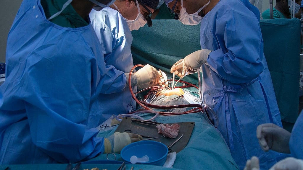 Is Shoulder Pain Normal After Appendix Surgery?