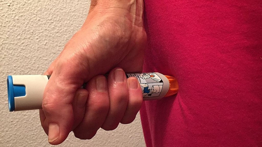 Needle-Free Epinephrine: EURneffy Nasal Spray Approved in UK