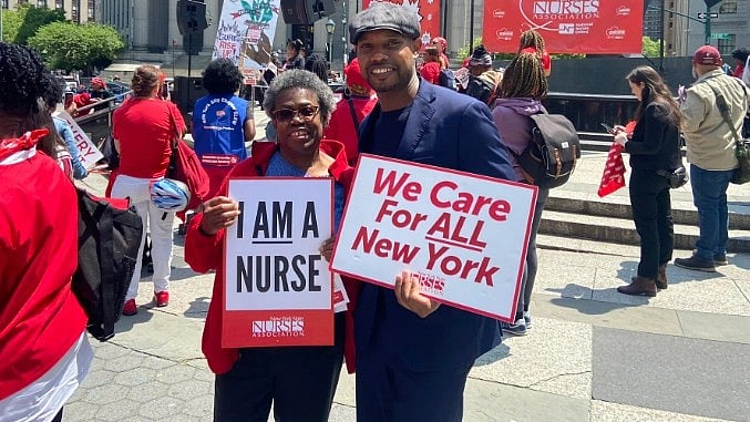 New York Nurse Strike Paralyzes Major Hospitals