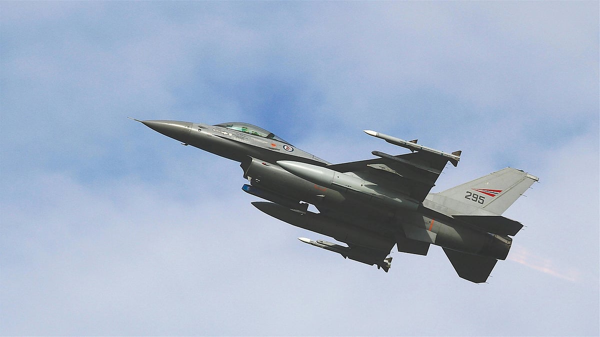 Fighter Jet Ejection Decisions Must Be Made Quickly, Study Finds