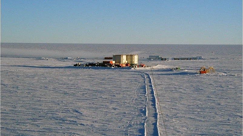 Antarctic Isolation Study Reveals Impact on Team Dynamics