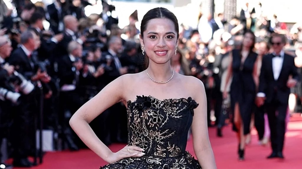 Nitanshi Goel makes Cannes red carpet debut, pays tribute to ...