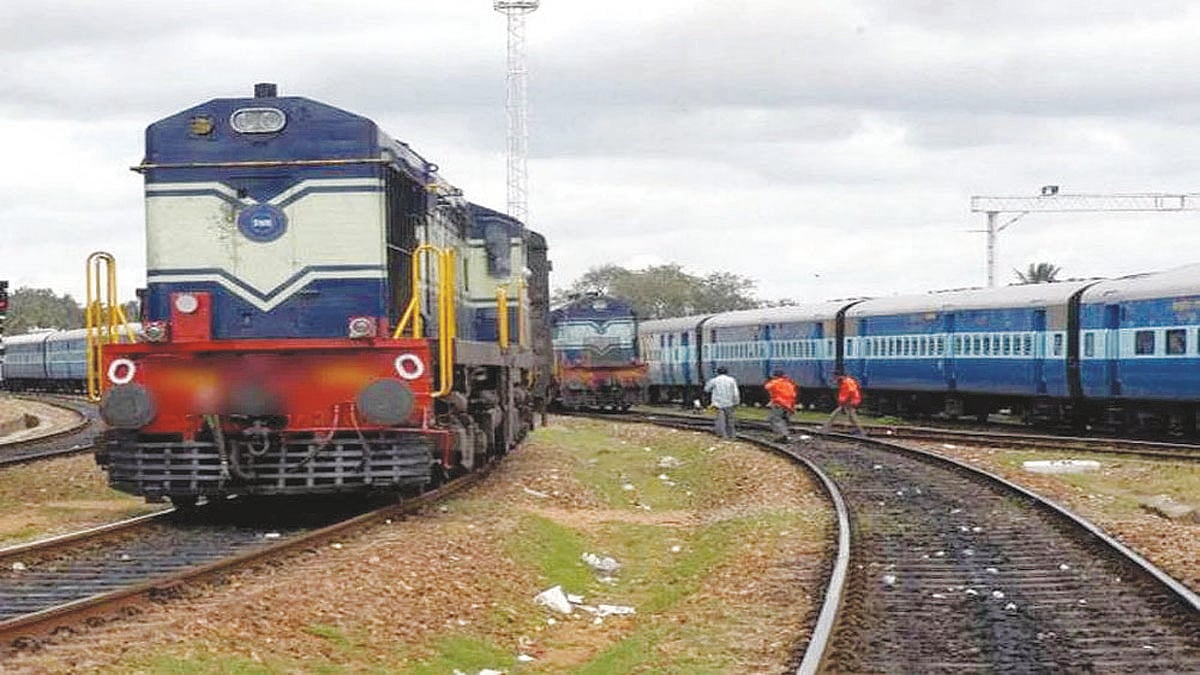 Passenger stabs railway police officer on train in Kerala's Kottayam