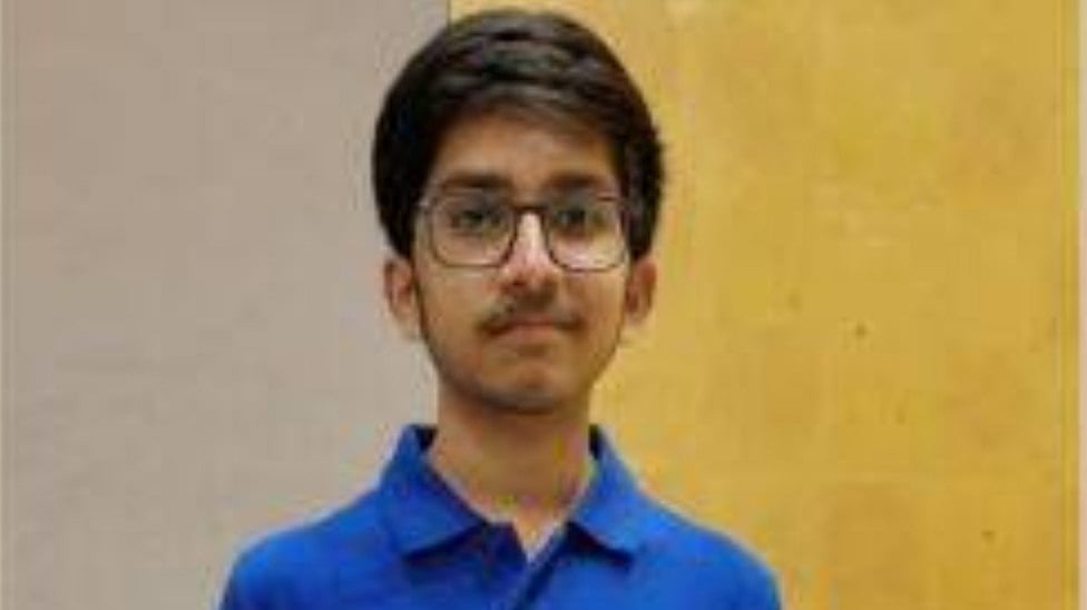 JEE-Advanced 2023 first ranker V Chidvilas Reddy wants to study ...