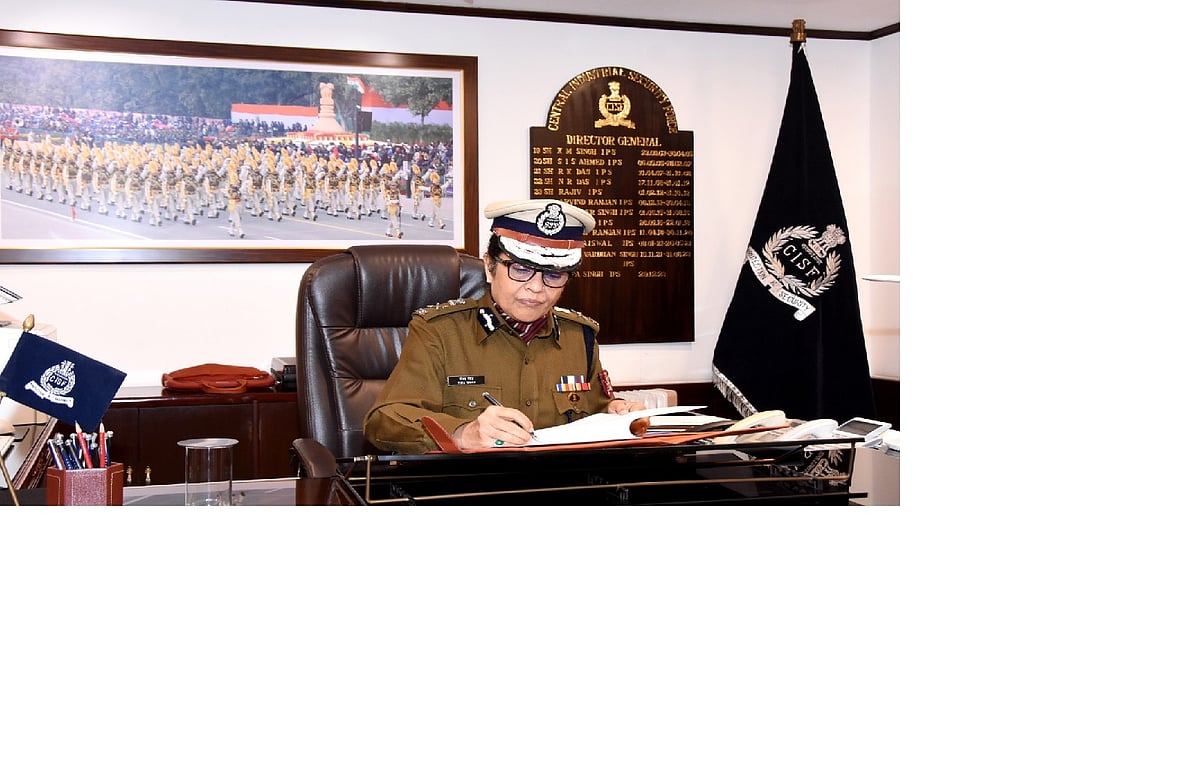 Nina Singh Makes History as First Female CISF DG | New Delhi