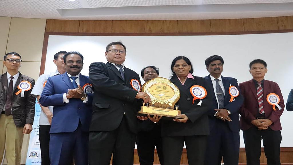 Dr. Chandrika Surendran Receives Prestigious Indo-Thai Educational Award