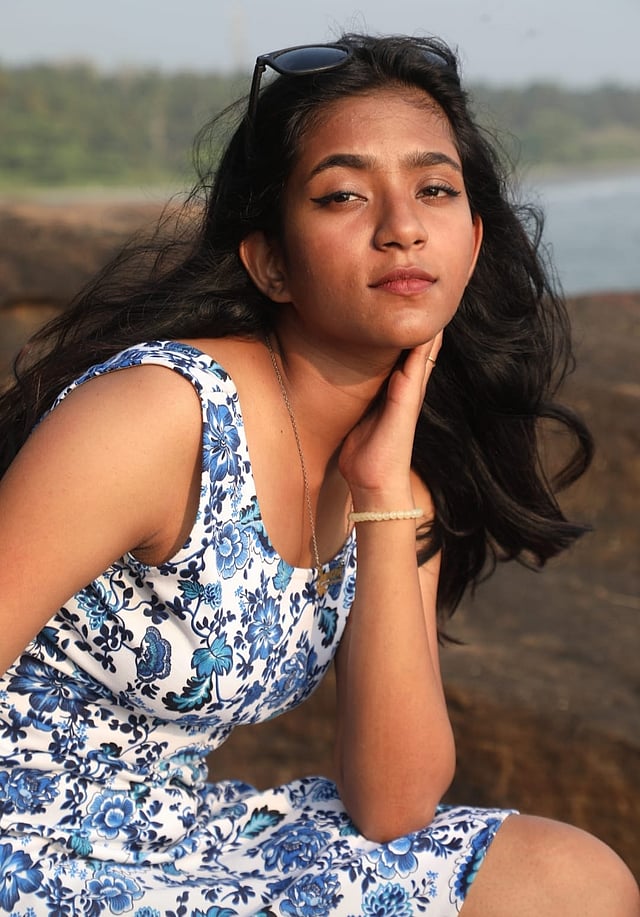 Janani Ramesh: Mumbai's Rising Star Set to Shine in 'Choppu' and Beyond