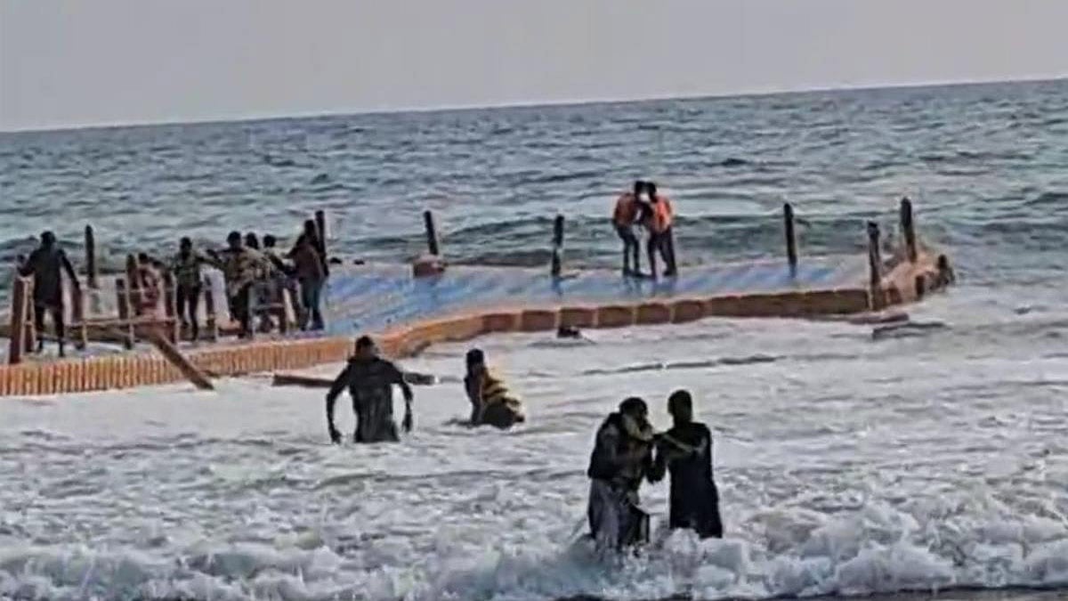 Varkala floating bridge accident: Case against operator