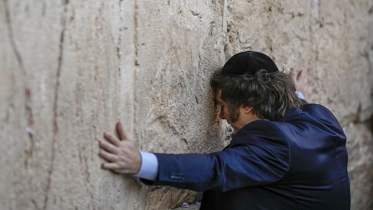President Milei's surprising devotion to Judaism and Israel provokes ...