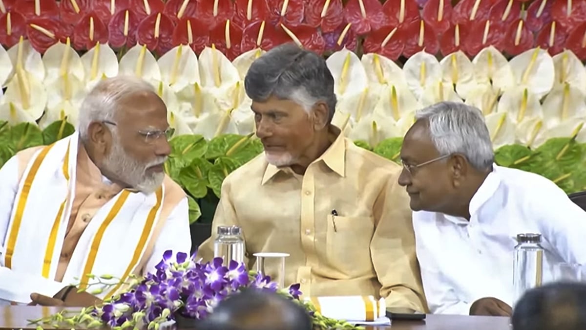 Achieving unanimity will be our aim in all decisions: Modi at NDA meet