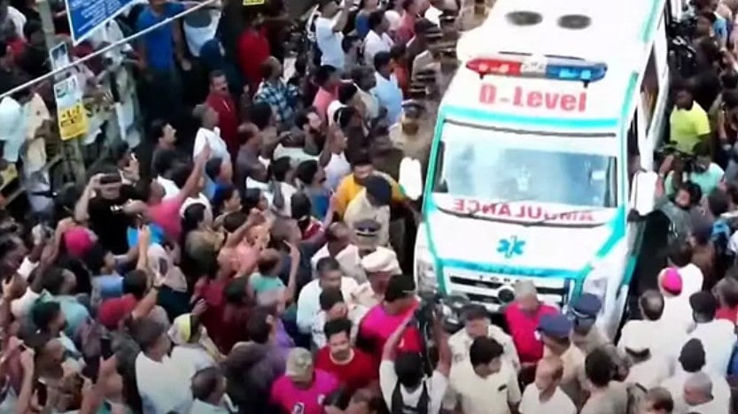 Hundreds pay homage to lorry driver Arjun, killed in Karnataka landslide