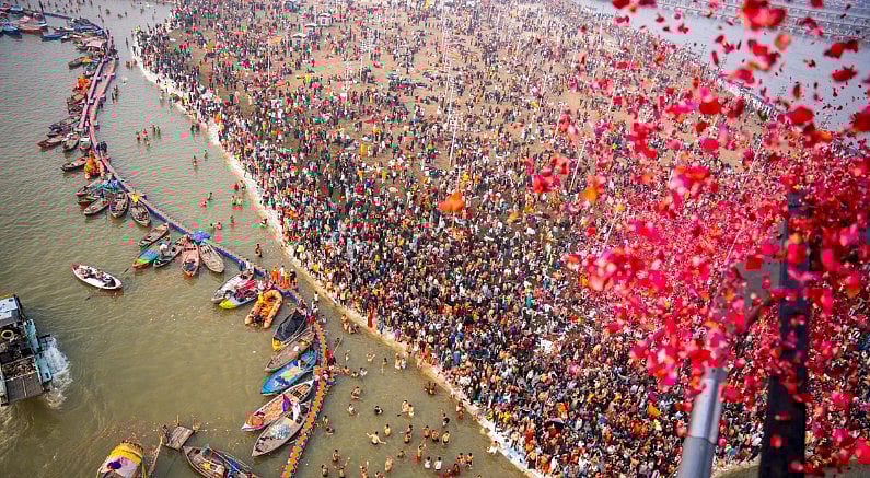 Thousands of devotees begin 'Kalpvas' on first day of Maha Kumbh Mela