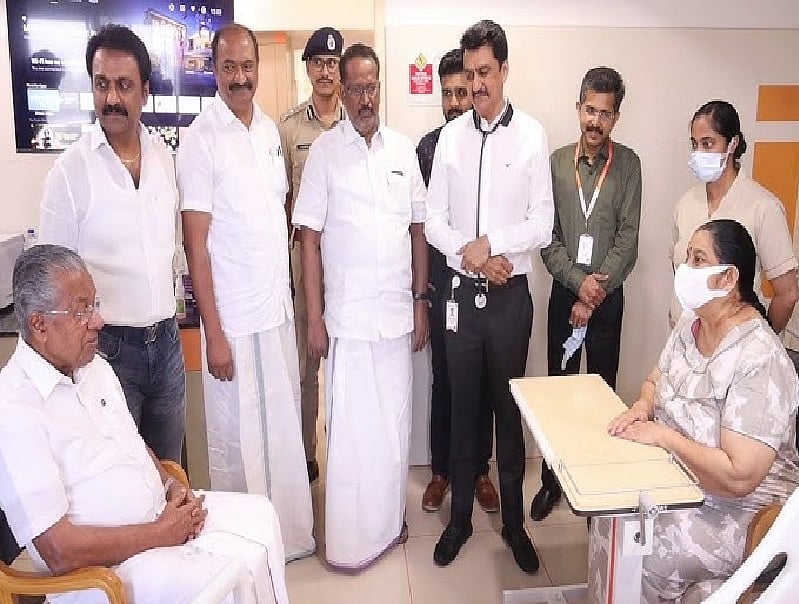 Kerala CM visits MLA Uma Thomas at hospital