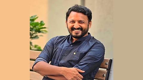 Protests greet expelled Cong MLA Mamkootathil at hospital in Kerala