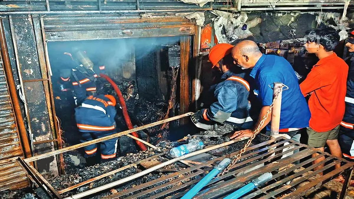 Major fire guts shops in Kerala