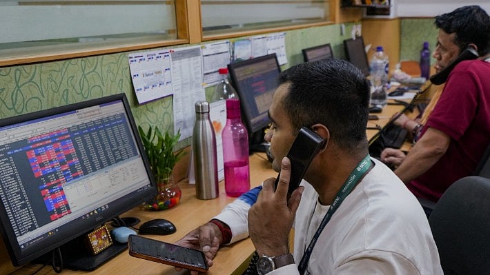 Sensex logs losses in 8 out of 15 Budget presentation days since 2014