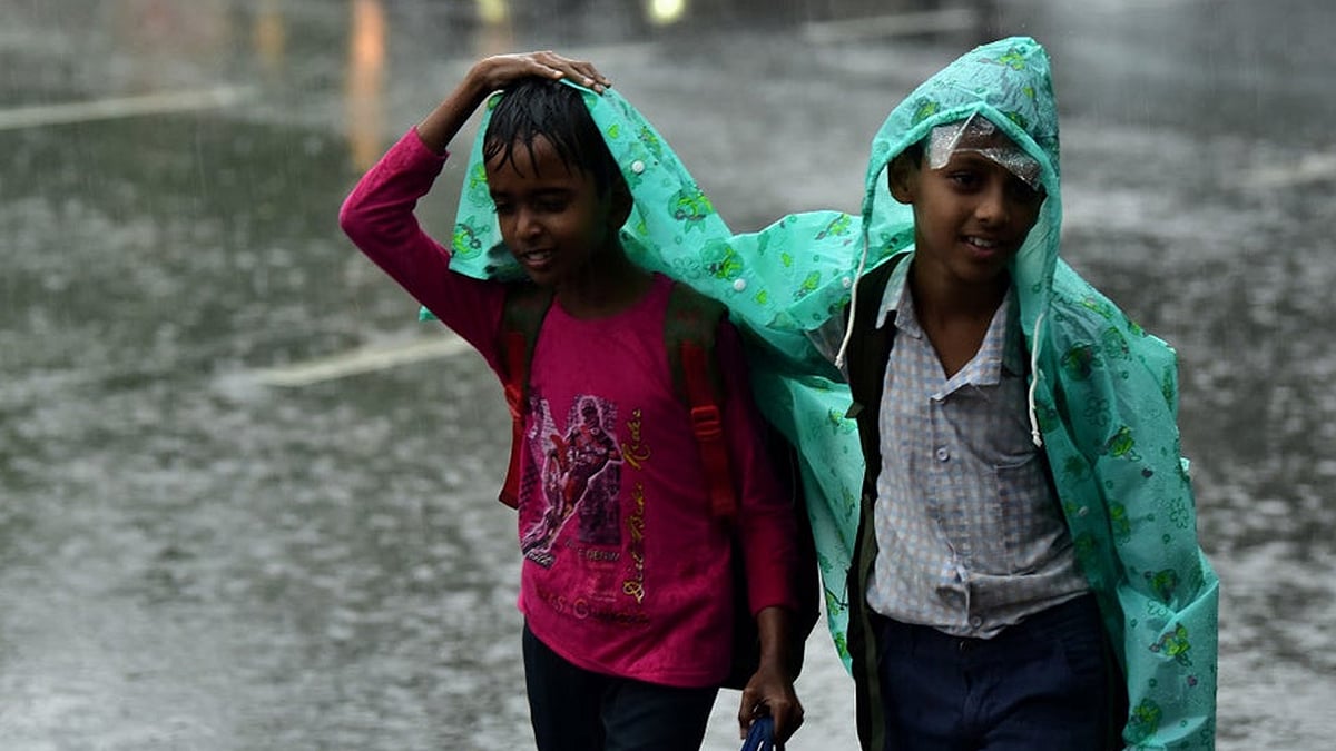 ഒറ്റപ്പെട്ട ശക്തമായ മഴ തുടരും; ചൊവ്വാഴ്ച 4 ജില്ലകളിൽ യെലോ അലർട്ട്