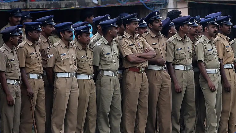വോട്ടെണ്ണൽ ദിനത്തിൽ പടക്കം വിൽപ്പനയ്ക്ക് നിരോധനം, ആഘോഷം അതിരുവിടരുത് ...