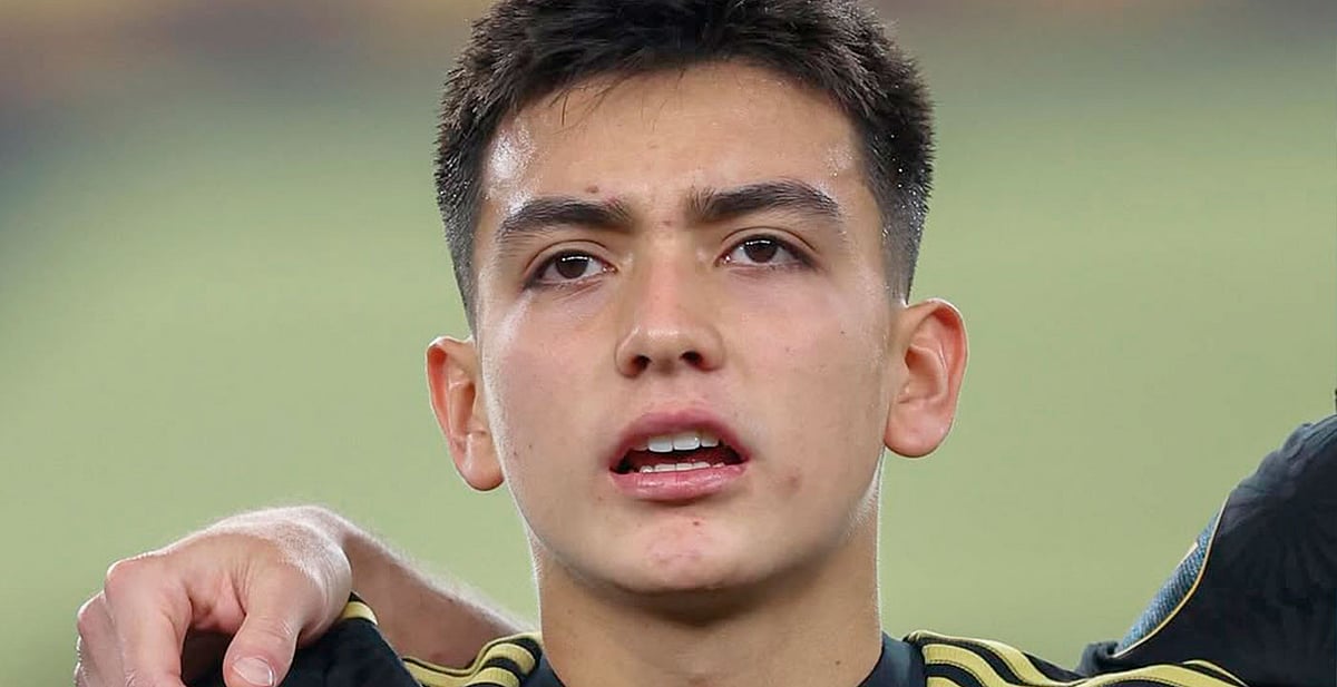 Mexicanos rezan por Gilberto Mora: promesa del futbol nacional