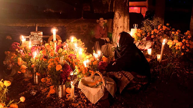 Celebrarán Día de Muertos en Utrecht con altar a Sor Juana