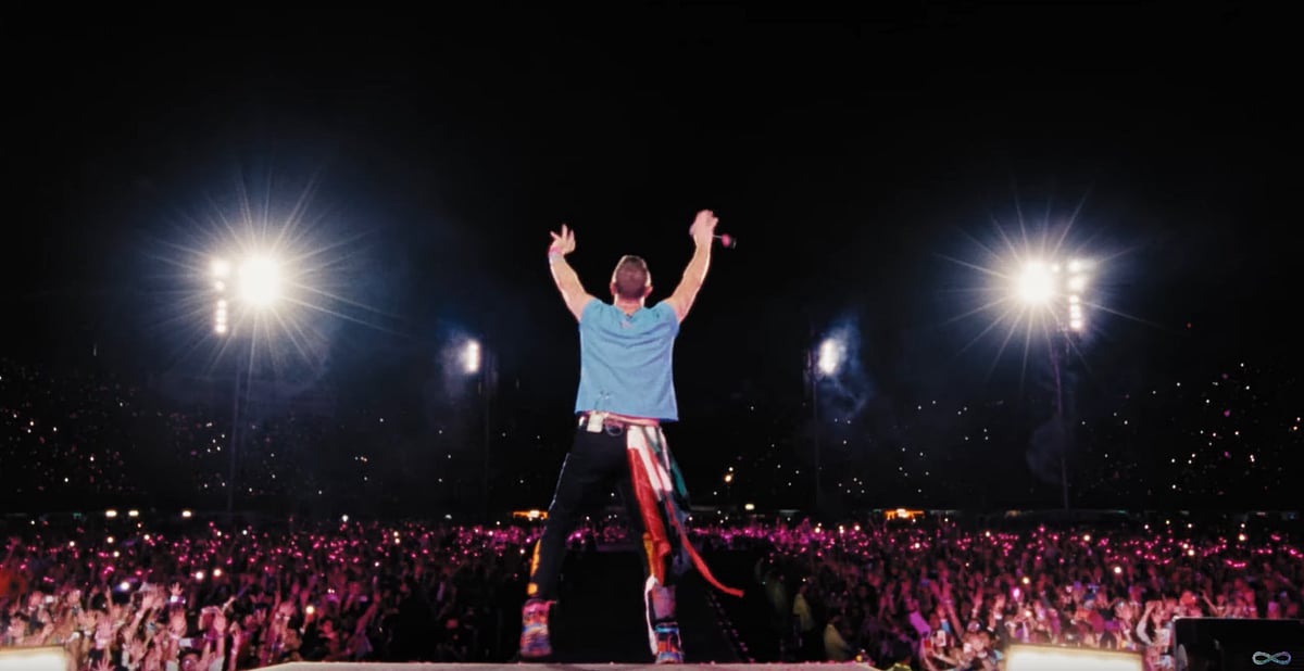 Coldplay estrena video de Humankind con fans mexicanos ¿Saliste?