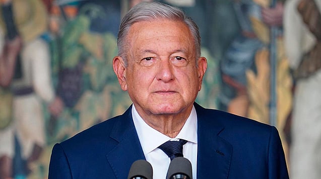 Lamenta AMLO muerte de la reina Isabel II
