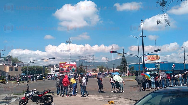 ONOEM bloquea en Morelia salida a Salamanca, Pípila e Indeco