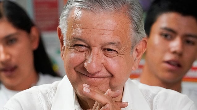 Tengo mi ángel de la guarda, que es el pueblo: AMLO luego de hackeo