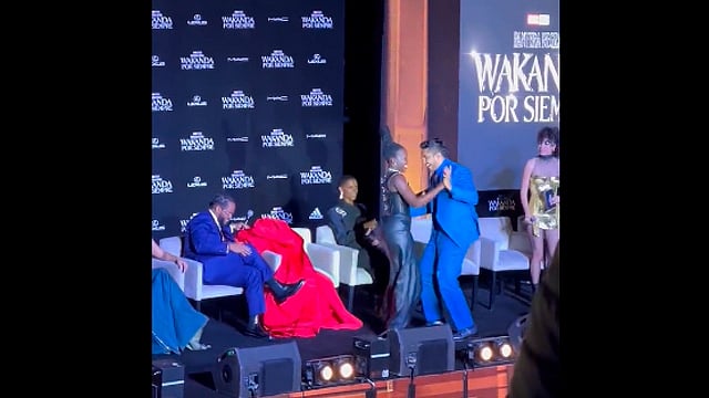 En la premier de Black Panther, Tenoch Huerta y Lupita Nyong'o bailan ...
