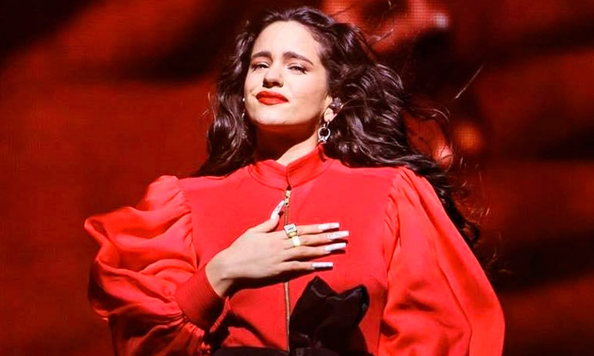 Rosalía y Coca-Cola lanzan colaboración con sabor especial