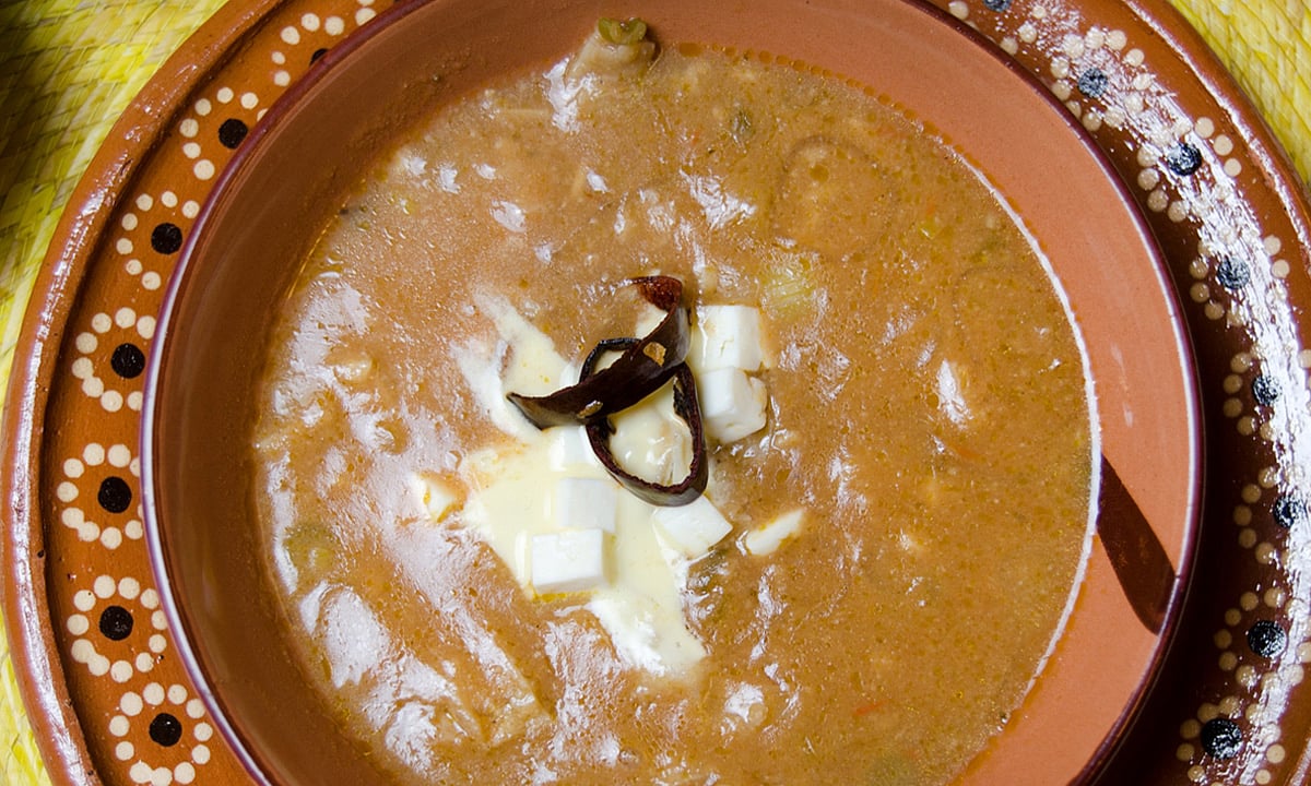 Catalogan a la sopa tarasca como una de las 100 mejores del mundo