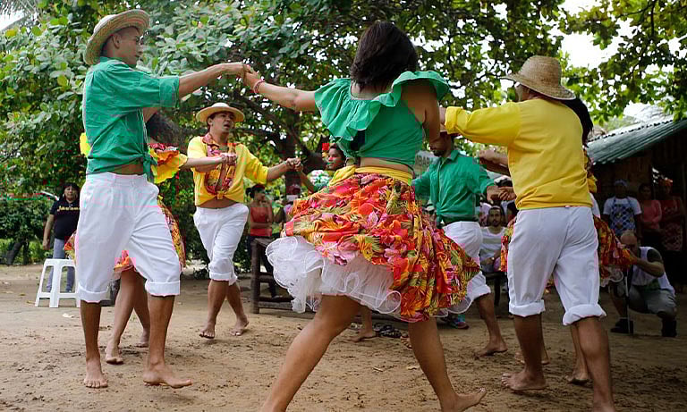 Invitan a taller de danzas brasileñas en el Clavijero