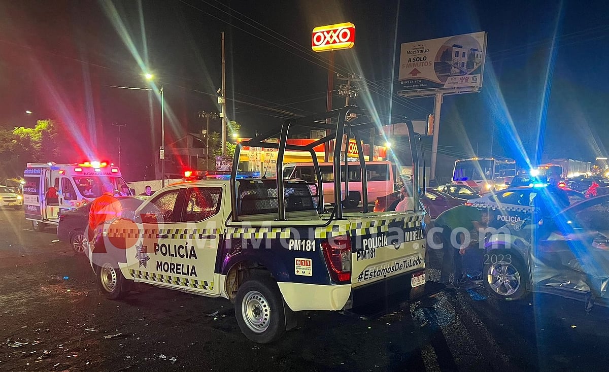Se registra choque vehicular en la Salida a Quiroga