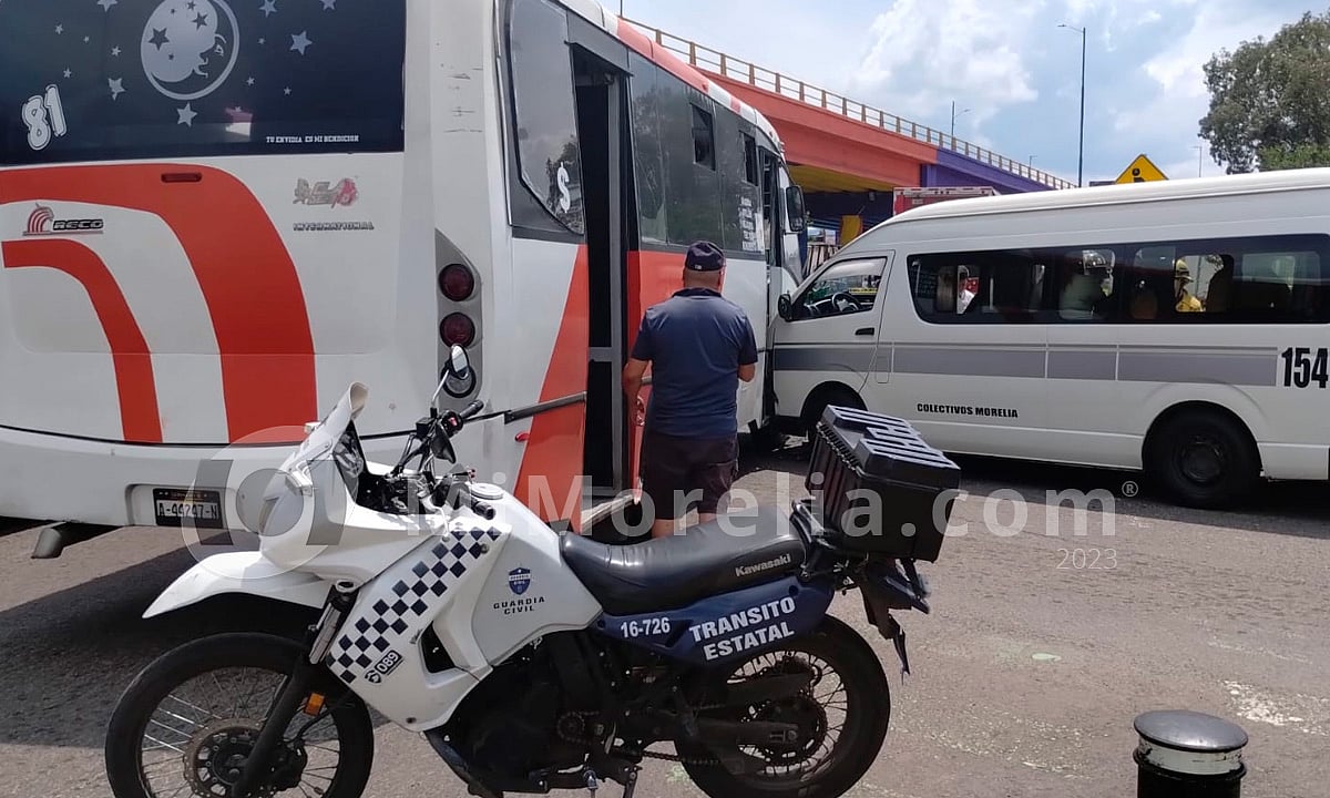 Se registra choque entre camión Ruta Villa Magna y combi Ruta Gris 1,en ...