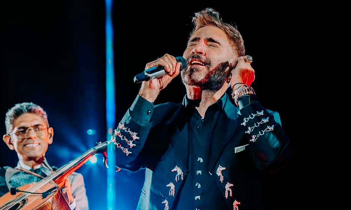 ¿Van a cantar o no? Alejandro Fernández se enoja en concierto y regaña a fans [VIDEO]