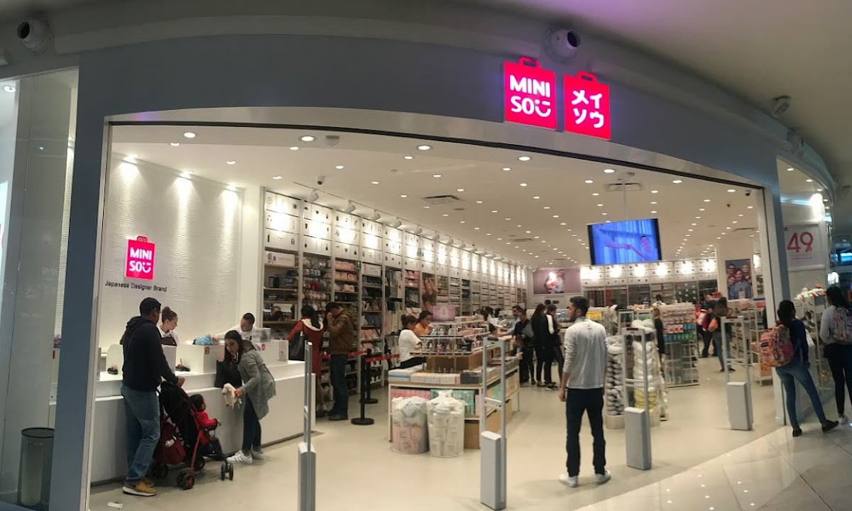 Miniso busca para tienda en Morelia promotores por navidad; esto ofrece