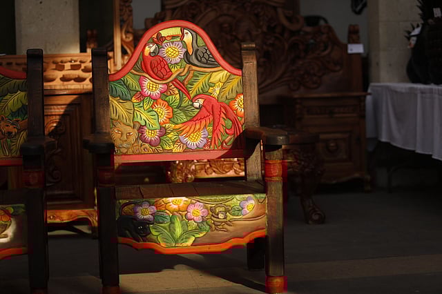 Muebles Artesanales de Cuanajo: Tradición y Calidad en Michoacán ...