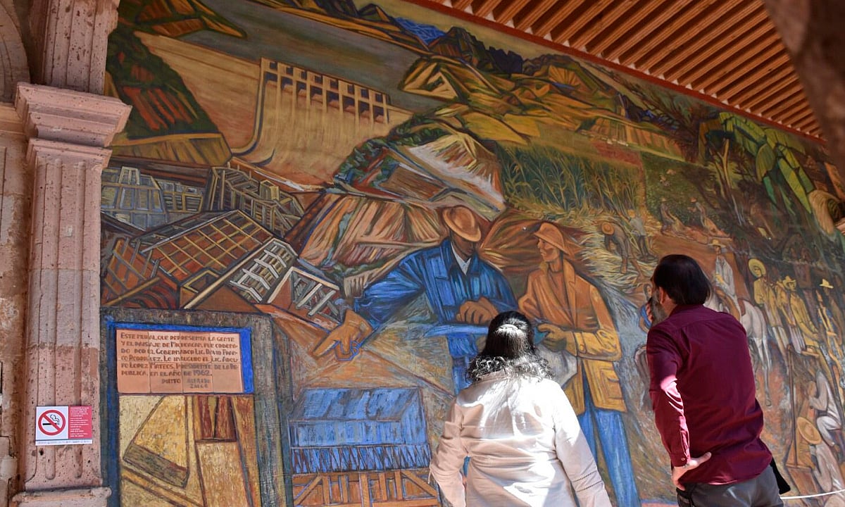 Descubre la Historia de Michoacán en los Murales de Alfredo Zalce en ...