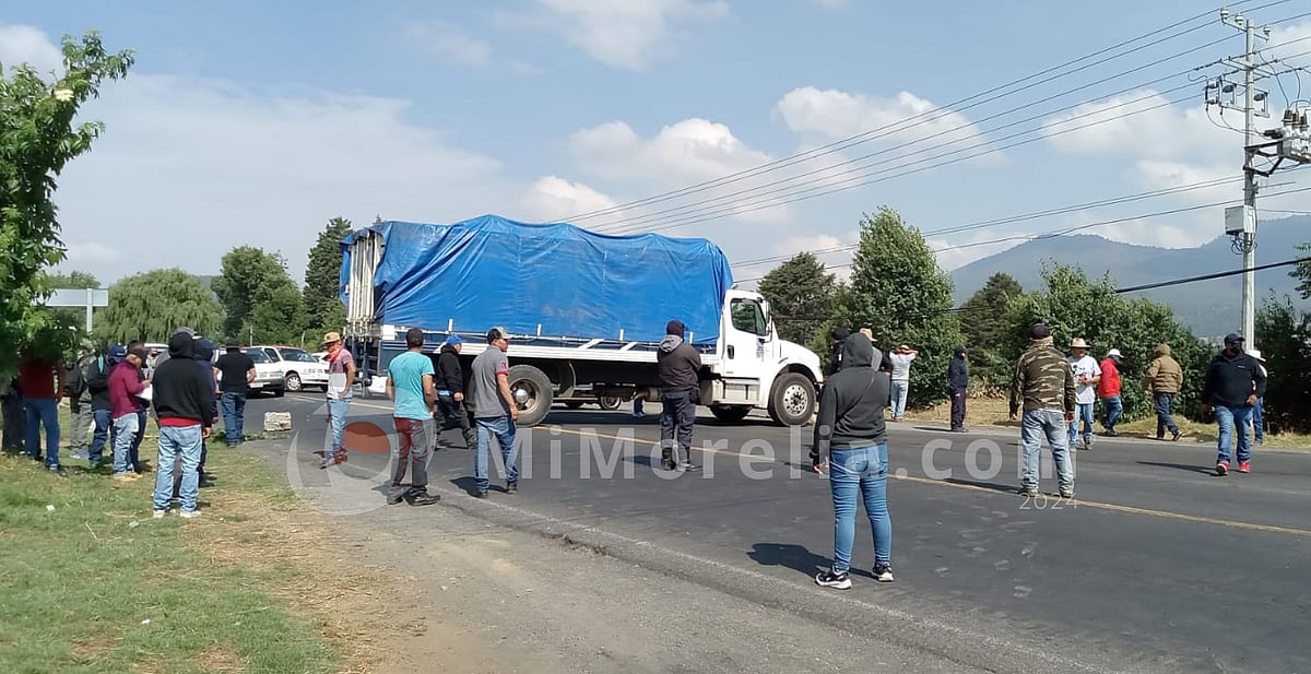 ¿Vas a salir de Morelia? Bloqueo de policías se extiende a Uruapan y ...