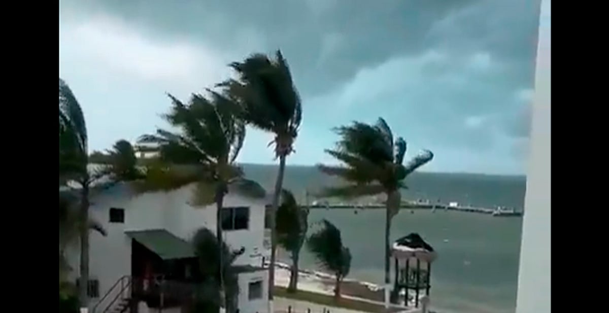 Huracán Beryl se fortalece a categoría 3 y amenaza la Península de Yucatán