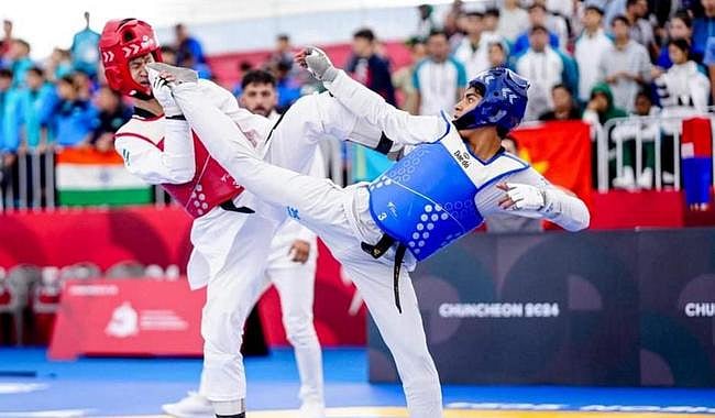 Mexicano David Valdés gana bronce en Mundial Juvenil de Taekwondo en Corea