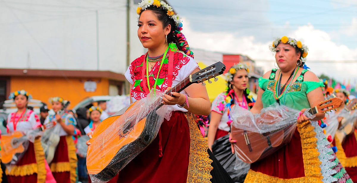 Feria de la Guitarra de Paracho celebra 50 años con arte, música y ...