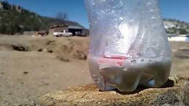 ¡Cuidado! Si ves estas botellas en la calle aléjate de ellas, son ...