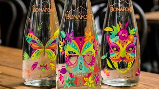 Bonafont lanza hermosas botellas decoradas por la pintora Lourdes ...