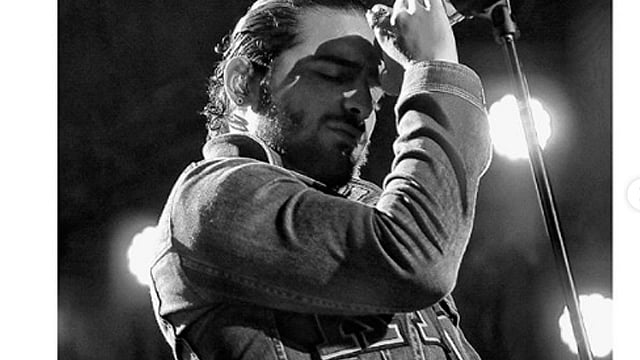 Maluma se muestra en bóxer y enloquece a sus fans