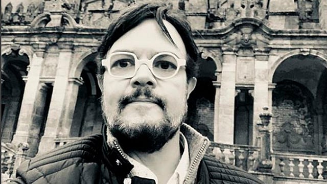 Aleks Syntek vuelve a Twitter y usuarios lo reciben con memes y burlas