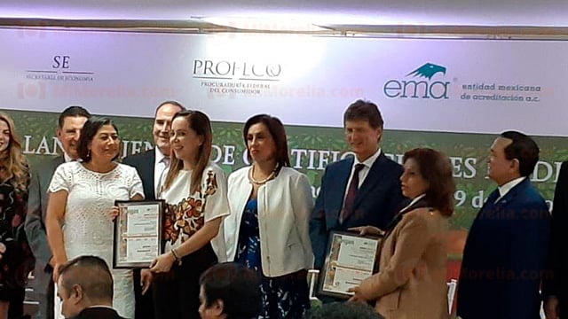 Charanda de Michoacán ya tiene certificado de denominación de origen