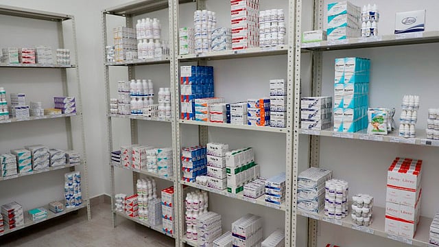 Cofepris alerta sobre 7 nuevas empresas irregulares de medicamentos en ...